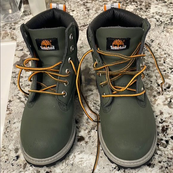 Timberland | Shoes | Timberland Green Boots With Padded Collar And ...